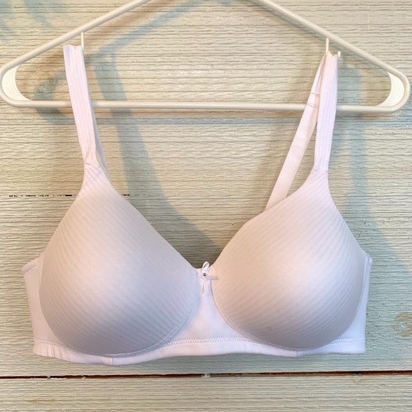 Vanity Fair | Intimates & Sleepwear | Wireless Bra By Vanity Fair Size ...
